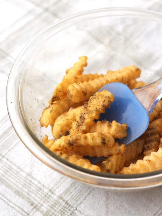 3 Toaster Oven Tips For Baking Crispy Frozen Fries